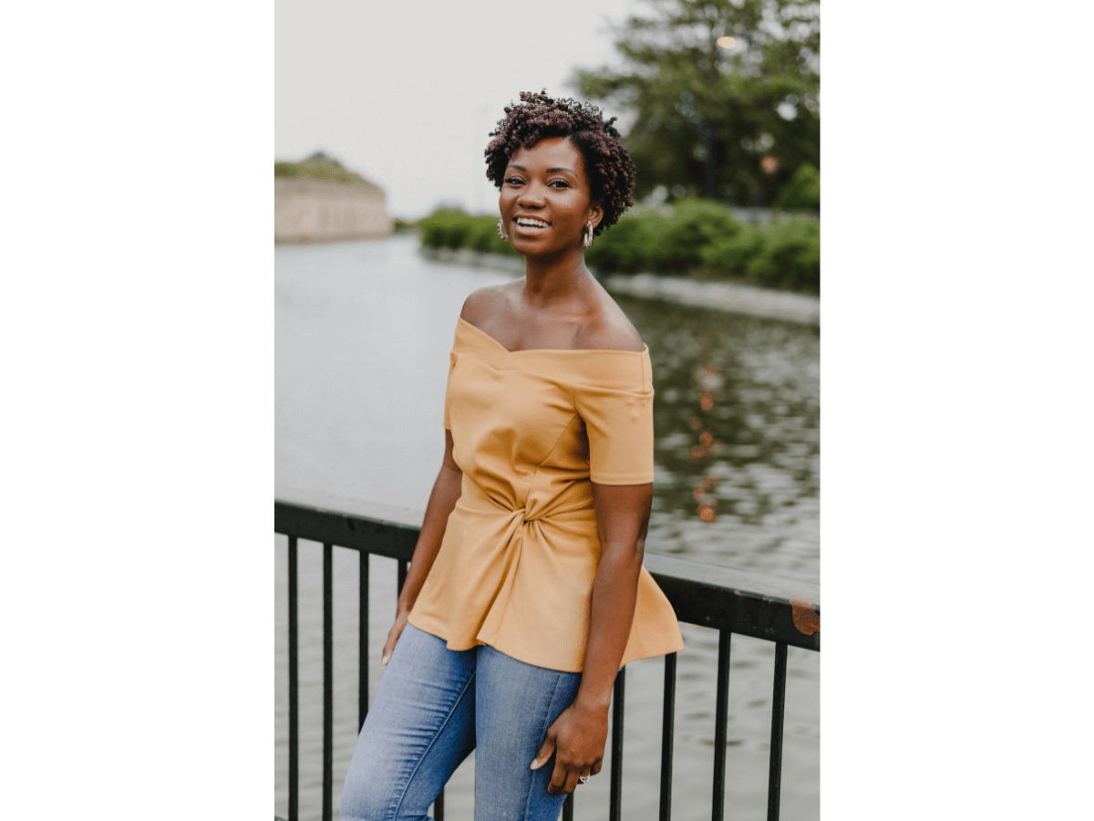 Air Force spouse makes waves with temporary hair color for textured ...